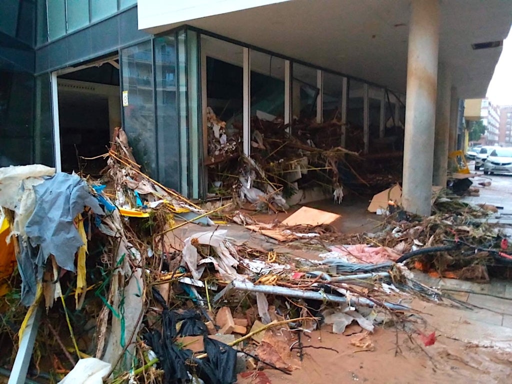 Biblioteca De Paiporta Lluita Per Recuperar se Despr s De La Dana Biblioteca De Paiporta Lluita Per Recuperar se Despr s De La Dana